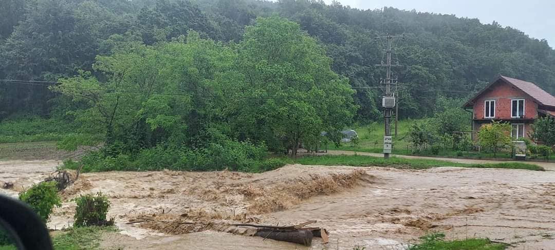 Poplave i klizišta u TK: Najteže u Čeliću, Živinicama, Lukavcu ...